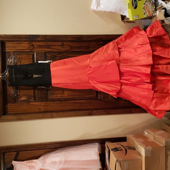 envious couture | Dresses | Gorgeous Black Red Ruffle Prom Pageant ...